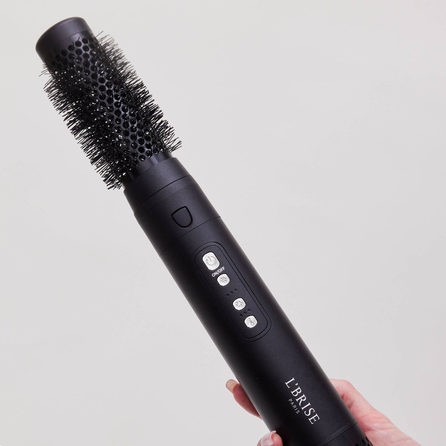 Model 2 | Round Brush – L'Brise Paris | French-Luxury Hair Tools